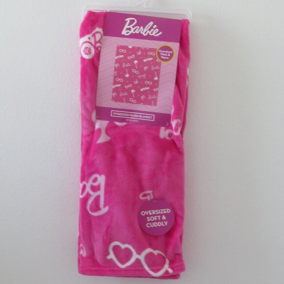 Barbie | Bedding | Barbie Kids Pinkwhite Oversized Throw Blanket Day 4 ...